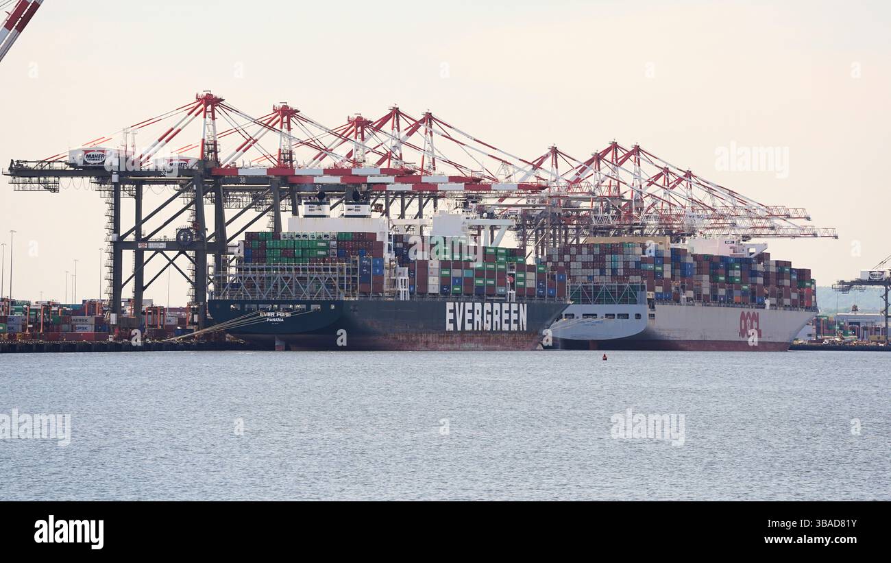 A container ship is moored at the port of the port of New York & New ...