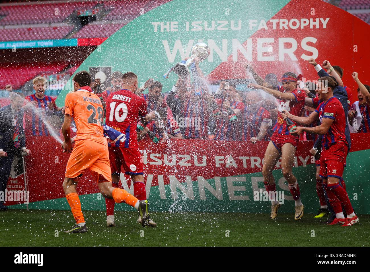 Aldershot town fa trophy hi-res stock photography and images - Alamy