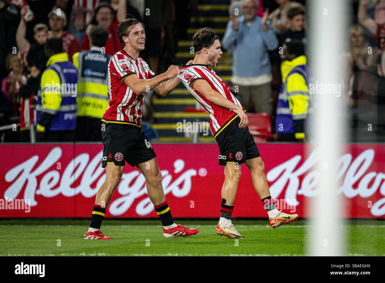 Bramall Lane, Sheffield, UK. 12th May, 2025. EFL Championship Play Off ...