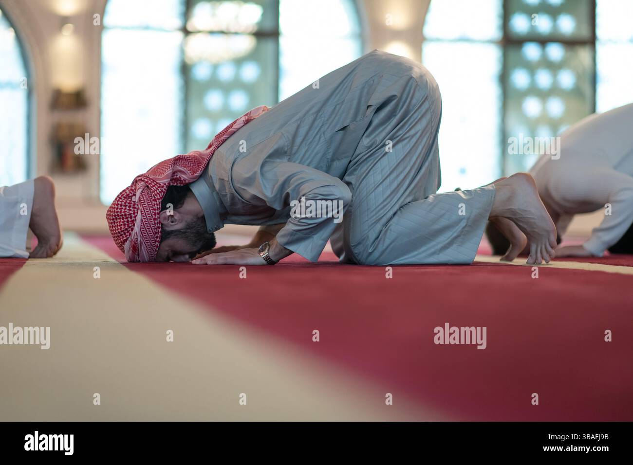 group of muslim people praying namaz in mosque Stock Photo - Alamy