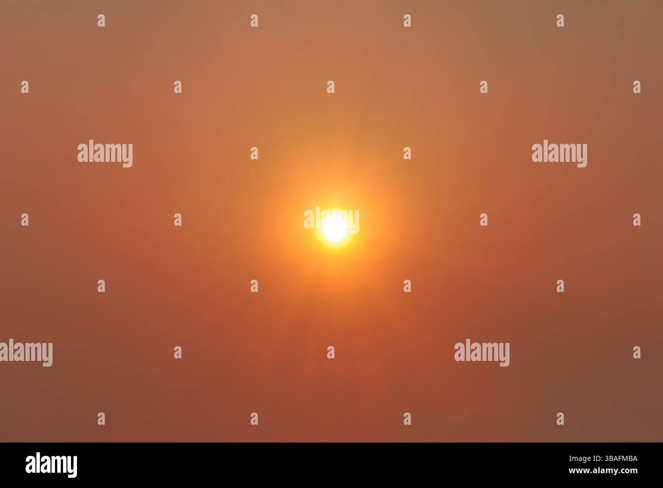 Orange line art sun hi-res stock photography and images - Alamy