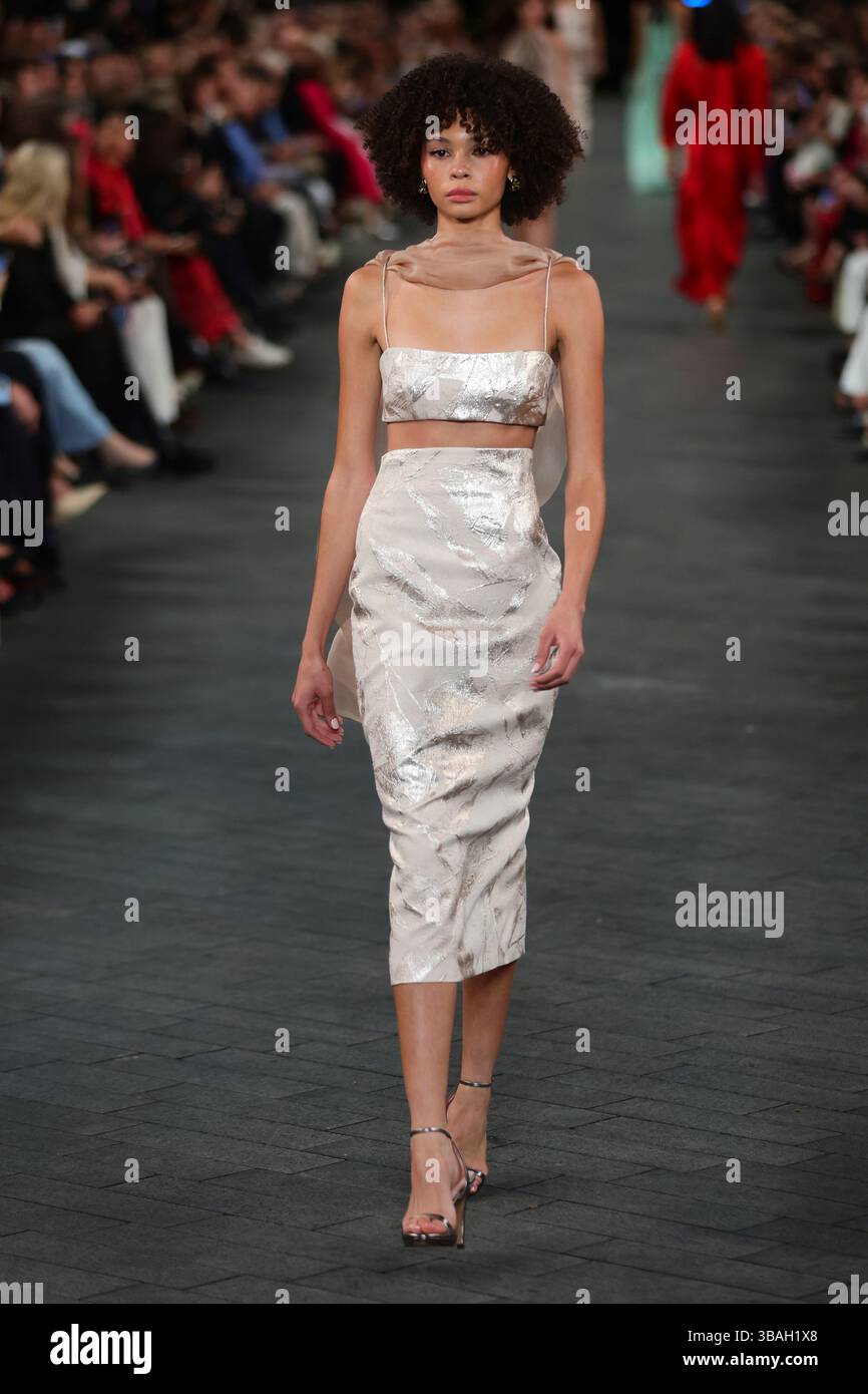 SYDNEY, AUSTRALIA - MAY 12: A Model walks the runway during Carla ...