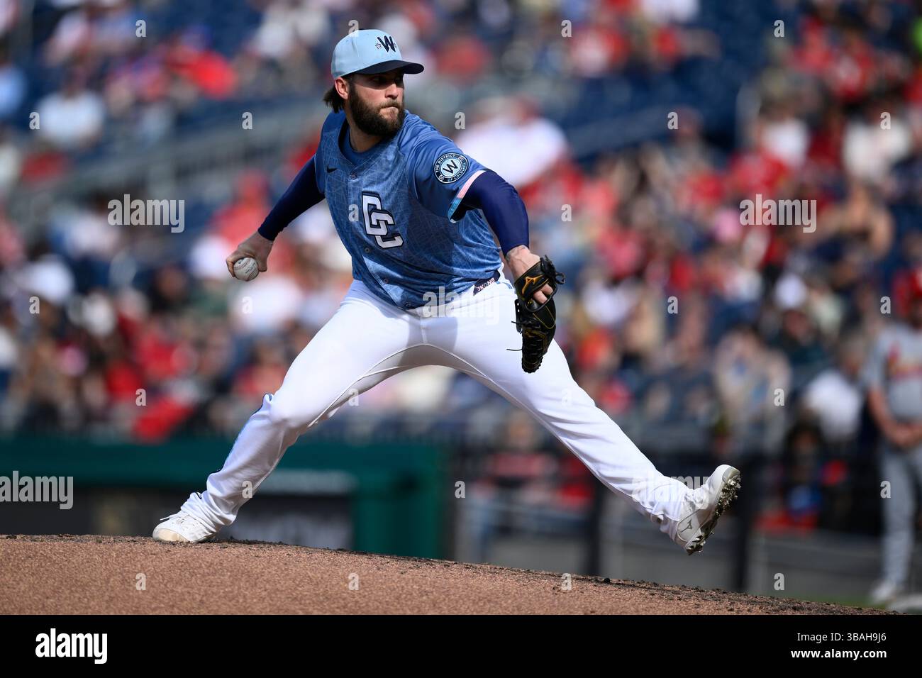 Washington Nationals starting pitcher Trevor Williams (32) in action ...