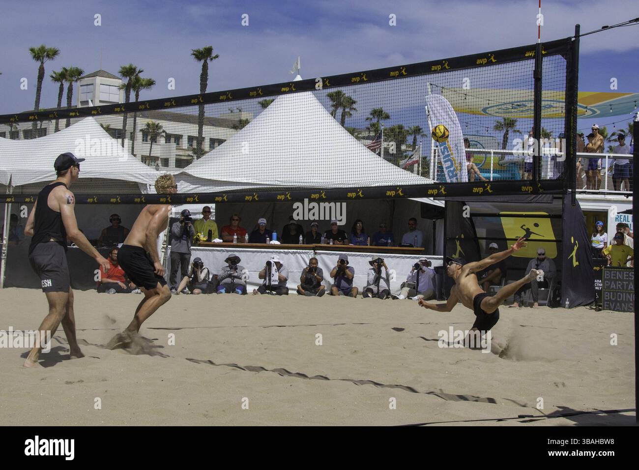Huntington Beach, California, USA. 11th May, 2025. Andy Benesh and ...
