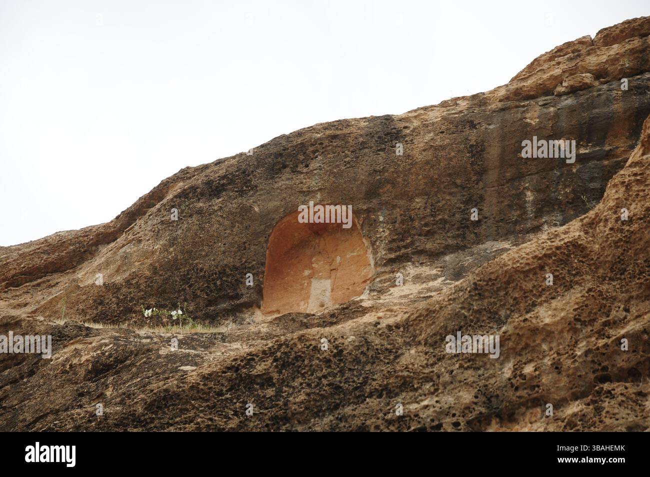 Khinis. 12th May, 2025. This photo taken on May 12, 2025 shows an ...