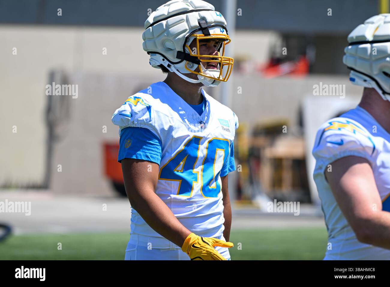 Los Angeles Chargers tight end Nathaniel Salmon (40) during Los Angeles ...