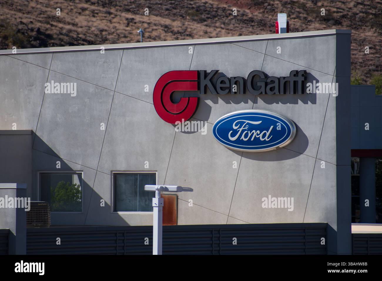 Ken garff ford hi-res stock photography and images - Alamy