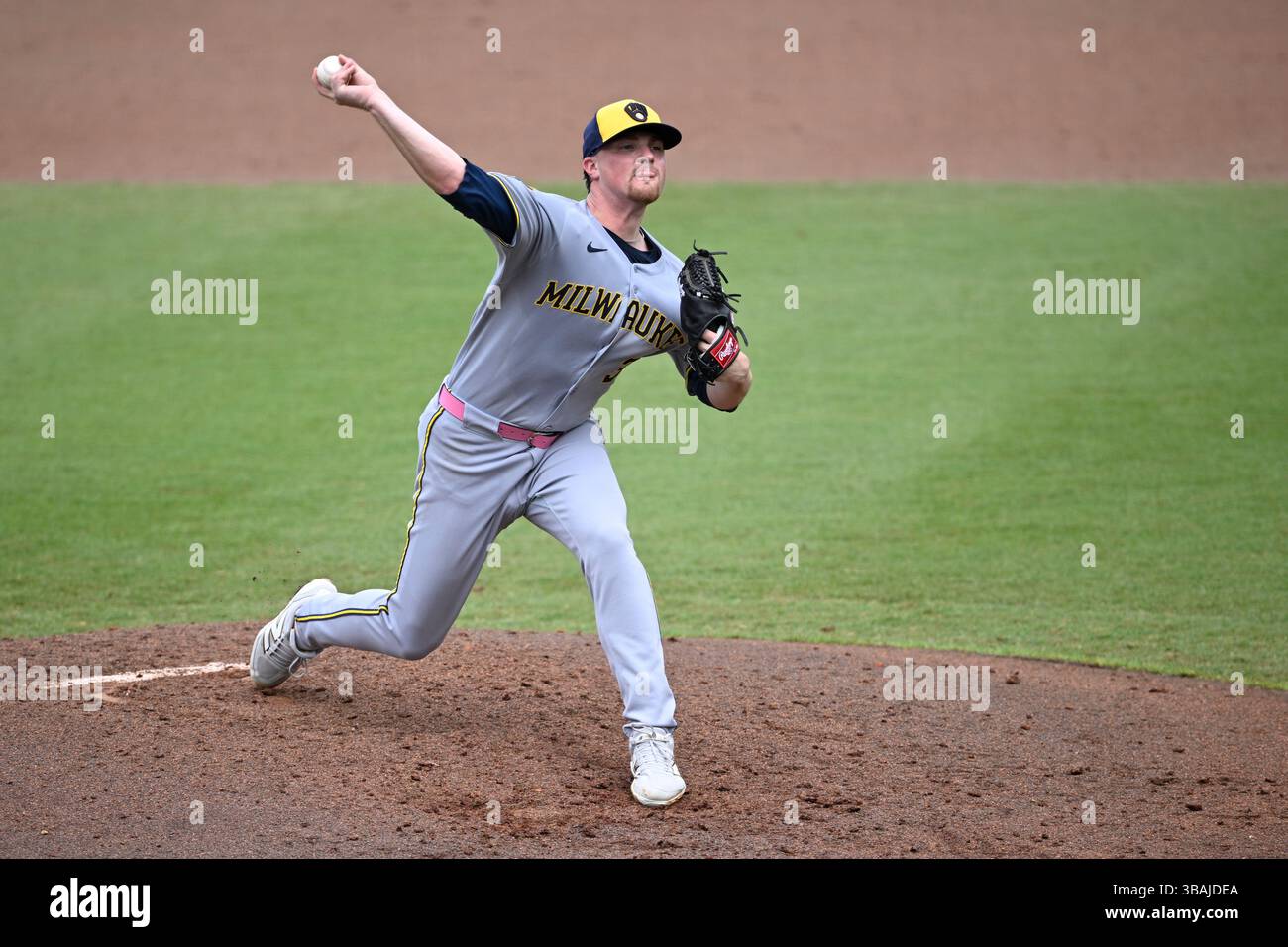Milwaukee Brewers starting pitcher Chad Patrick throws to home plate ...