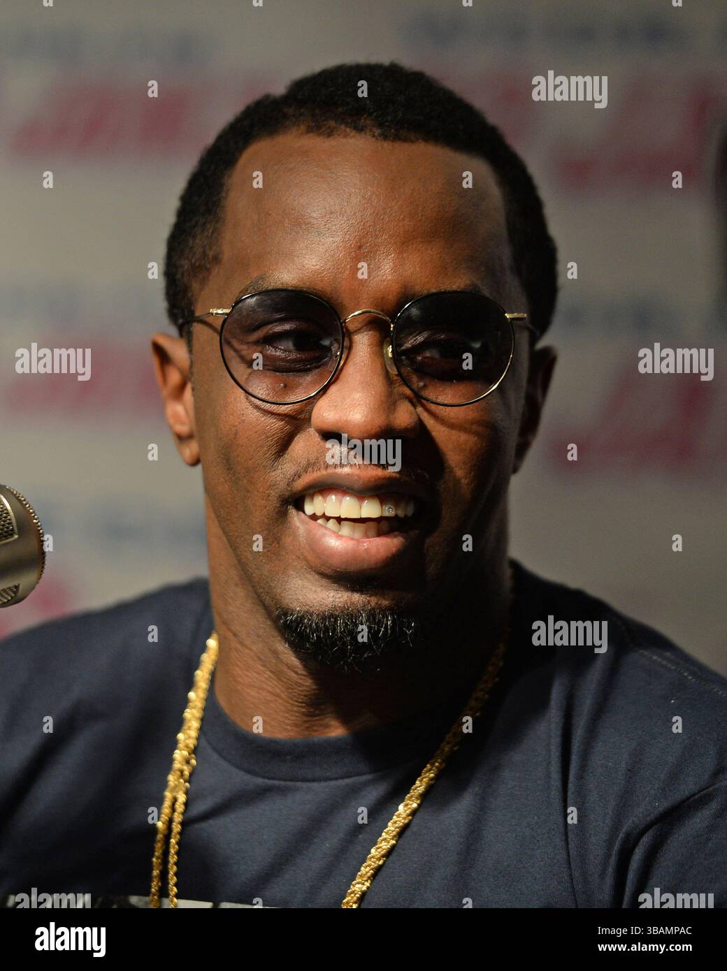 HOLLYWOOD, FL - AUGUST 20: Sean Combs visits 97.3 The Hits radio ...
