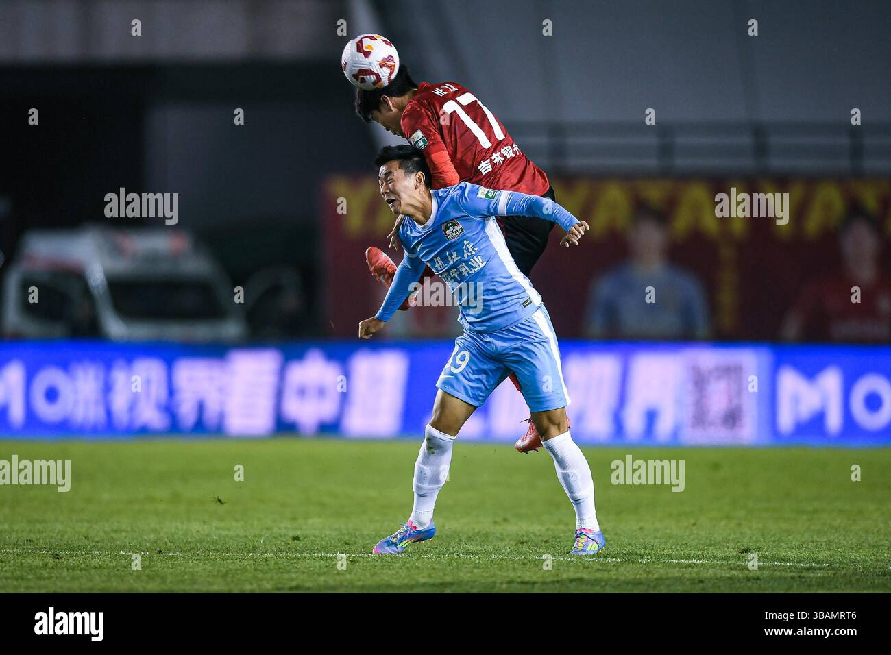 Henan Jiuzu Dukang Football Club defeated Changchun Yatai Football Club ...