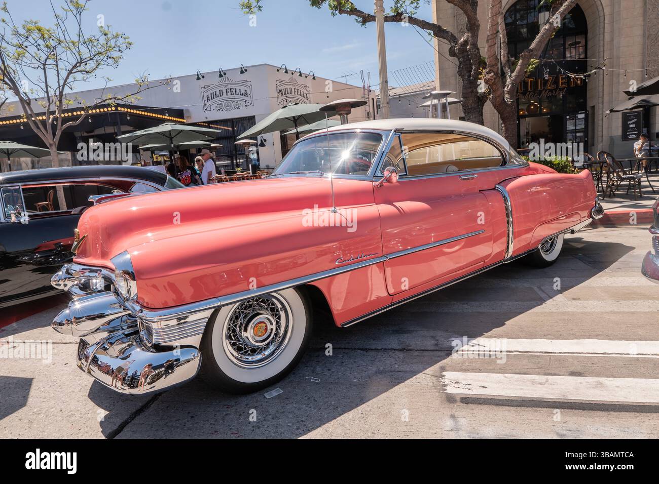 Downtown culver city welcomes hi-res stock photography and images - Alamy