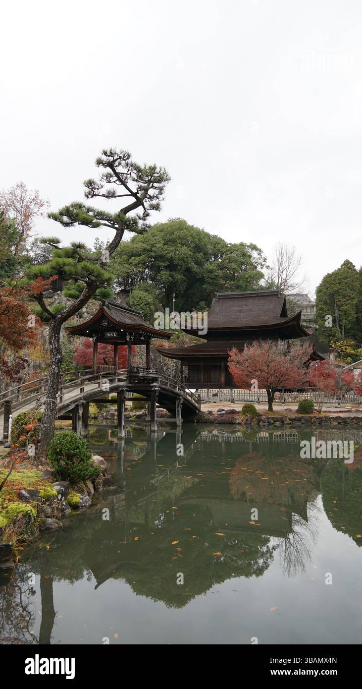 Crimson Leaves and Zen Garden at Eihoji Temple, Gifu, Japan Stock Photo ...