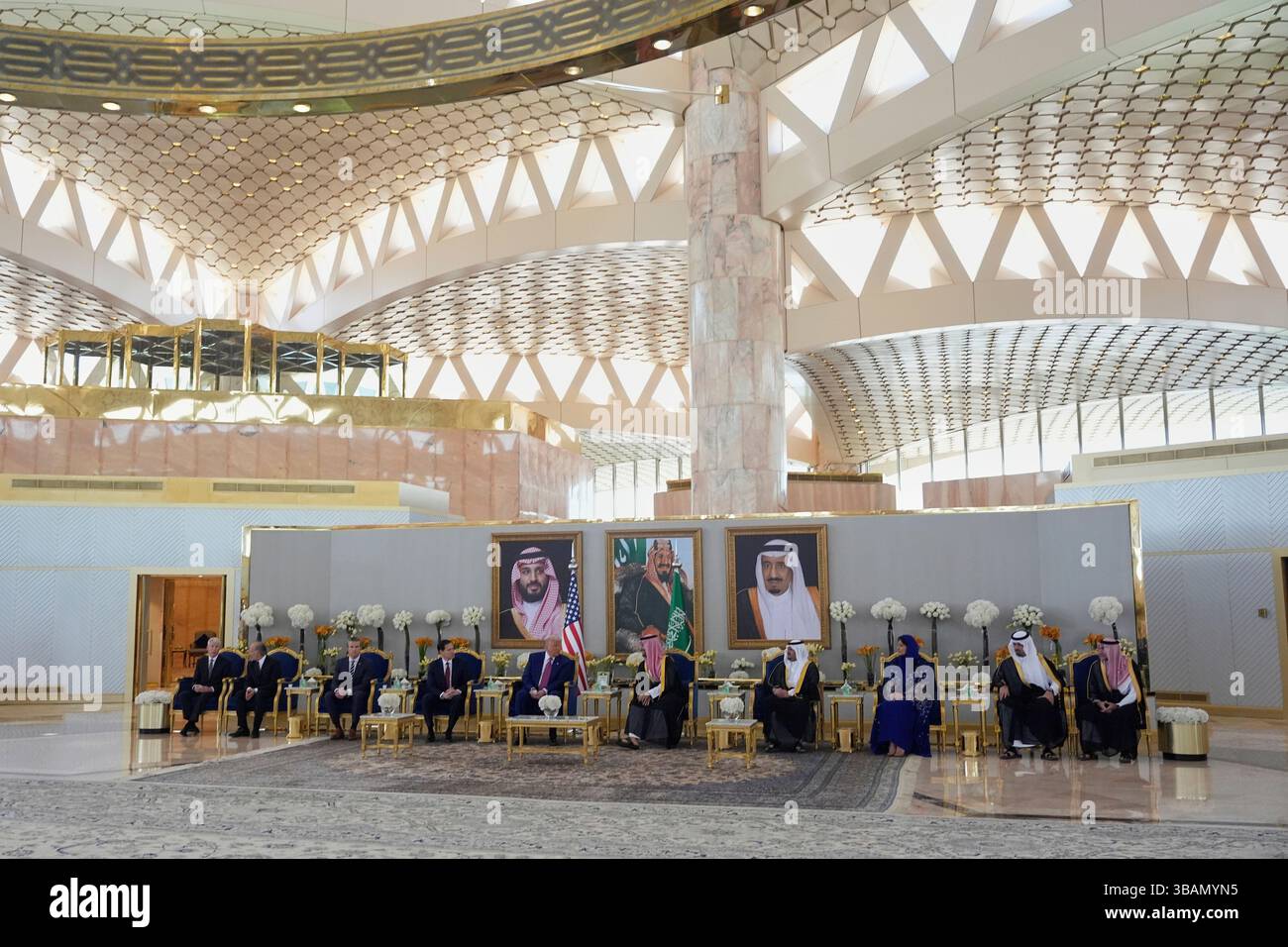 President Donald Trump and Saudi Crown Prince Mohammed bin Salman speak ...
