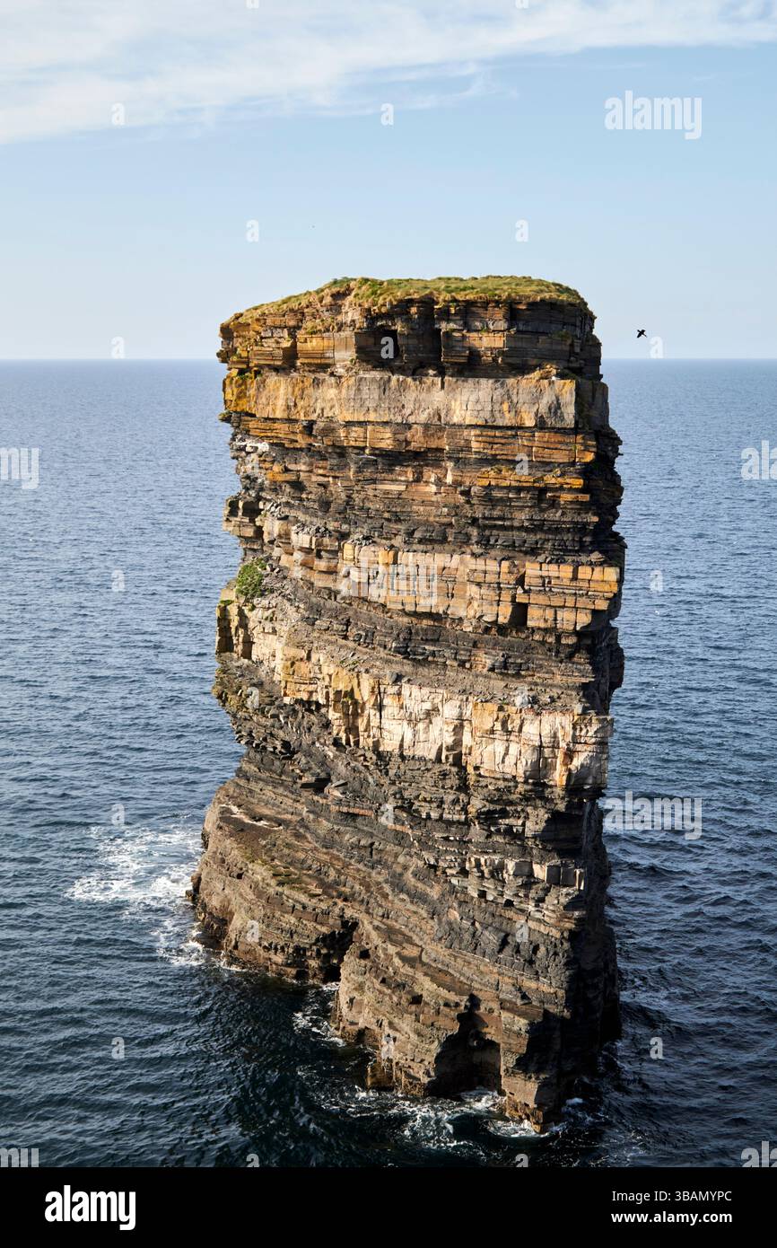 dun briste sea stack downpatrick head county mayo republic of ireland ...
