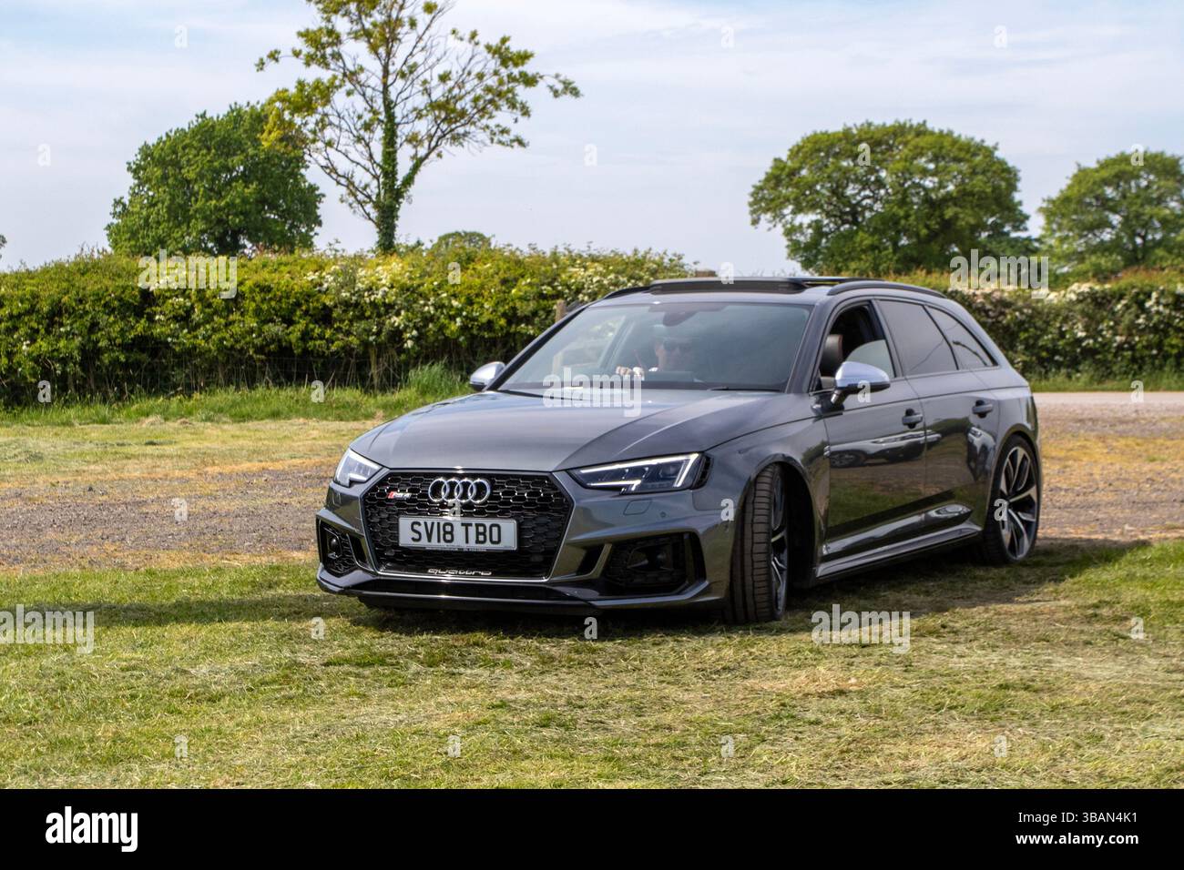 2018 Nardo Grey Audi Rs 4 Tfsi Quattro Auto 450 Quattro S Tronic S Car ...