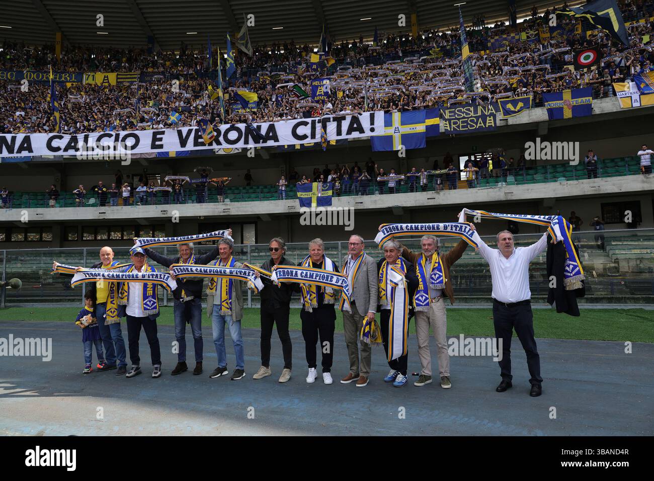 Former Verona players of the '84-85 Scudetto Roberto Tricella, Antonio ...