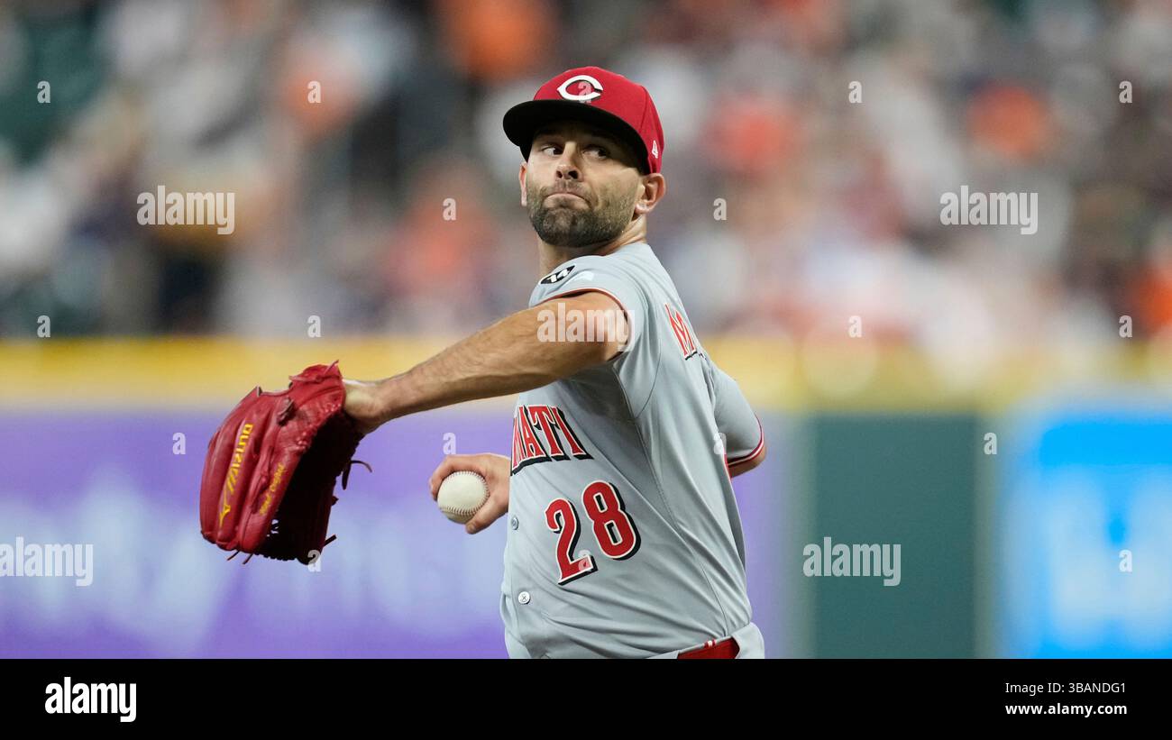 Cincinnati Reds starting pitcher Nick Martinez throws during a baseball ...