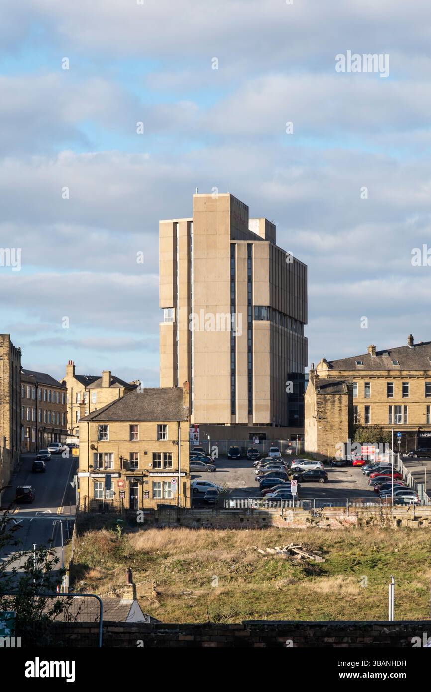 Brutalist architecture. High Point, Westgate, Bradford, built 1972. Designed by John Tempest of ...