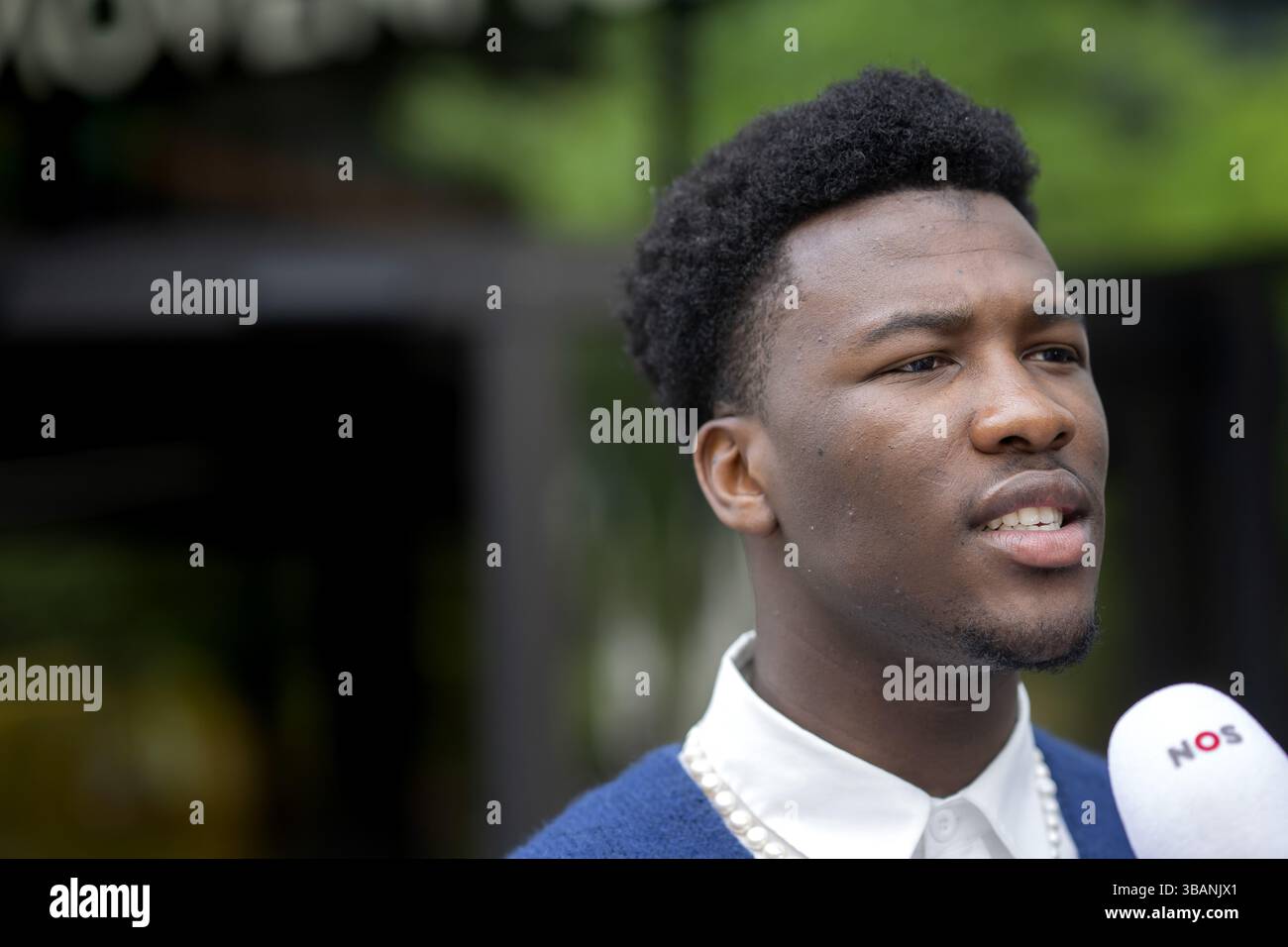 BASEL - Claude addresses the press during a farewell moment at the ...