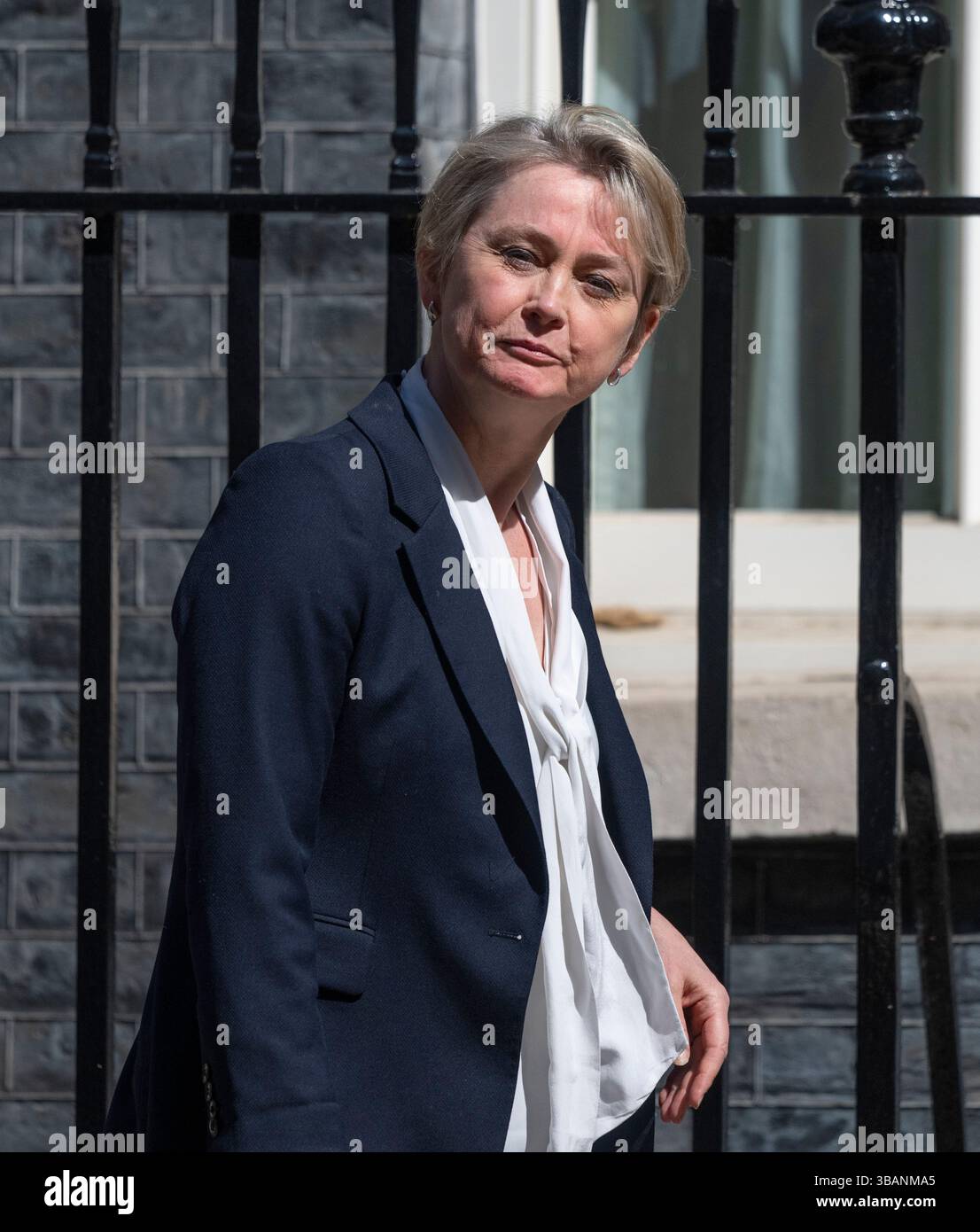 Downing Street, London, UK. 13th May, 2025. Government Ministers leave ...