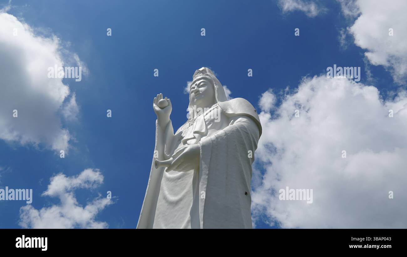 The Great Kannon Statue of Sendai: A Symbol of Peace and Compassion ...