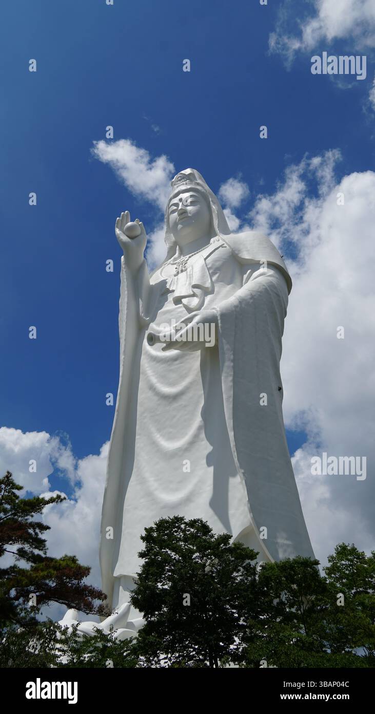 The Great Kannon Statue of Sendai: A Symbol of Peace and Compassion ...