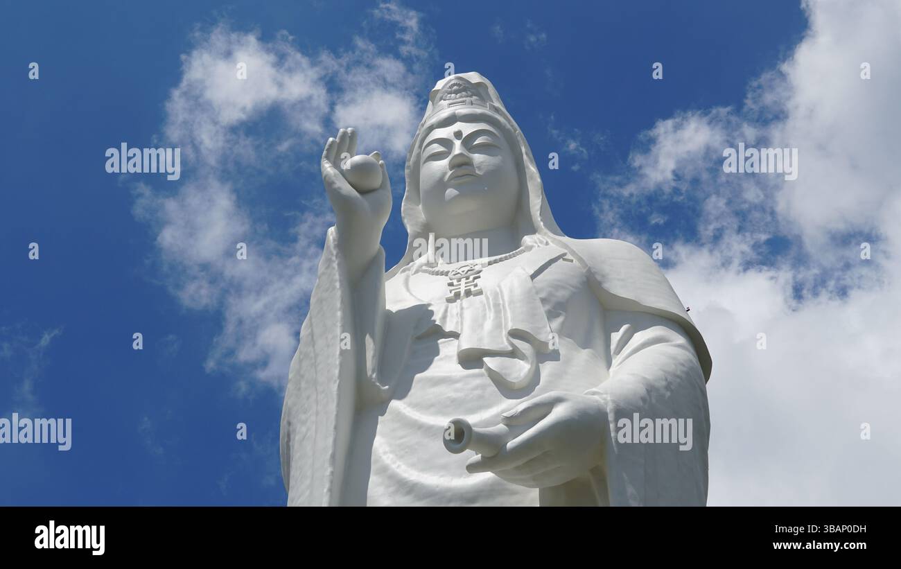 The Great Kannon Statue of Sendai: A Symbol of Peace and Compassion ...