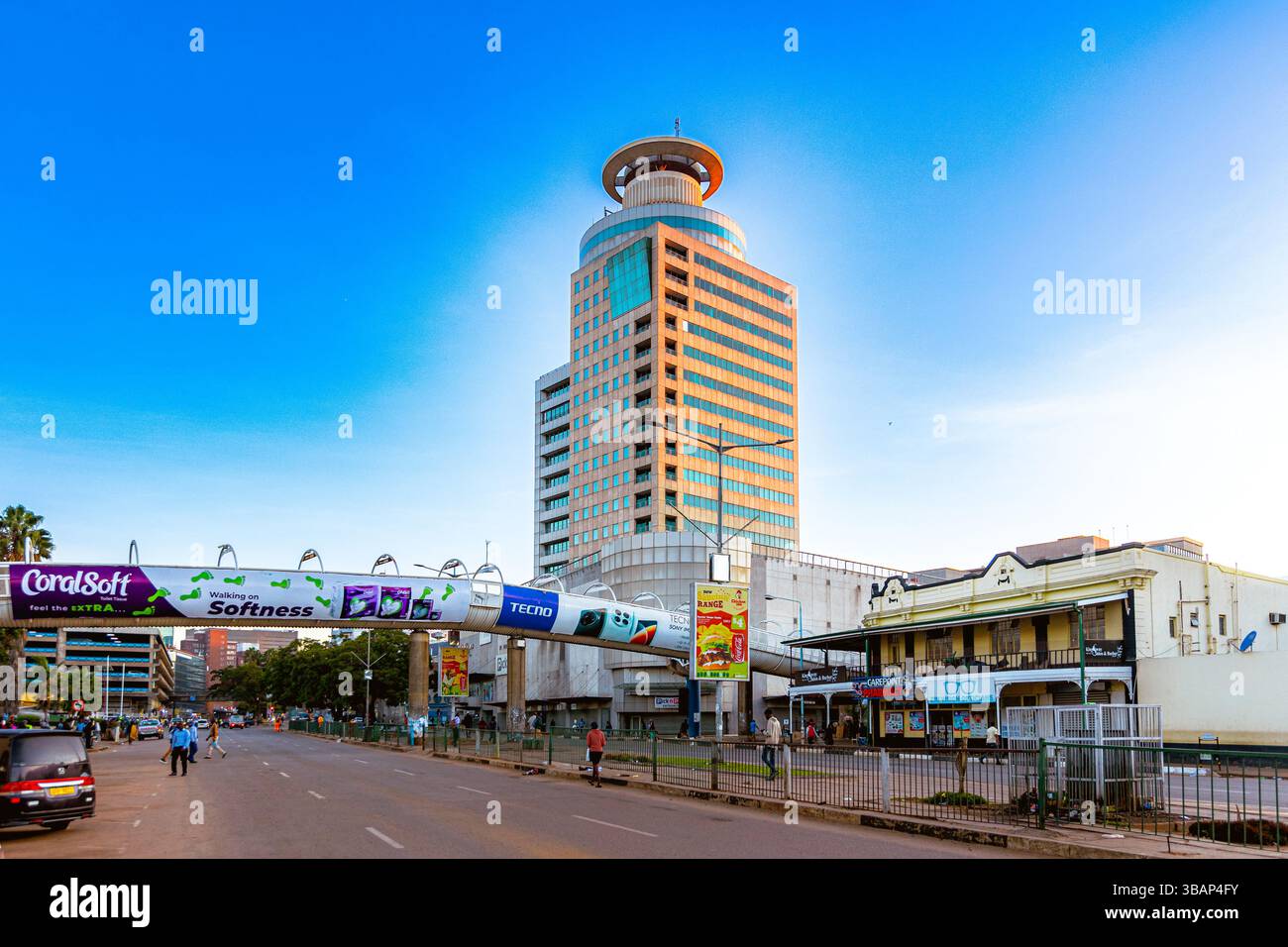 Harare mall hi-res stock photography and images - Alamy