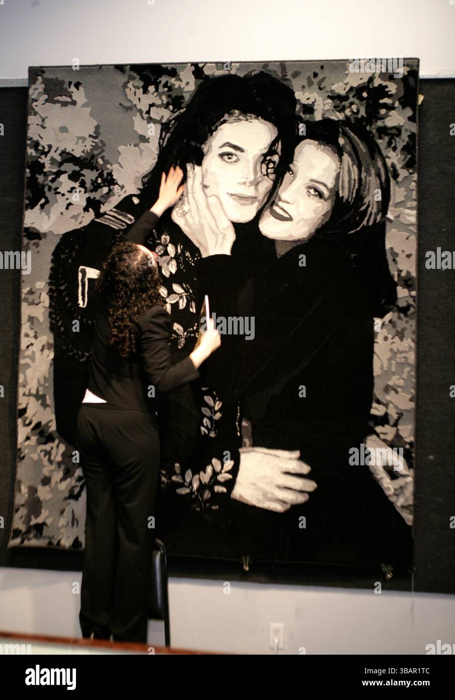 Lisa marie presley michael jackson hi-res stock photography and images ...
