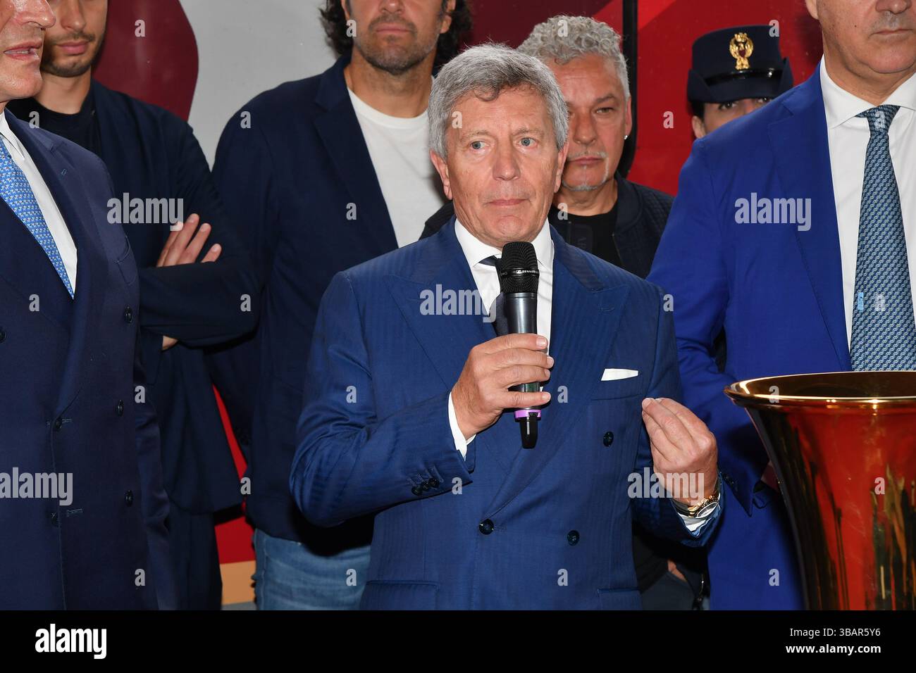 Rome, Termini Station Platform 1 Arrival of the Italian Frecciarossa ...