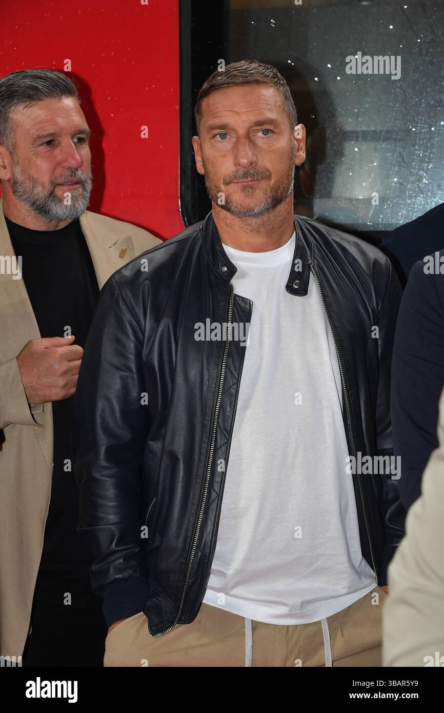 Rome, Termini Station Platform 1 Arrival of the Italian Frecciarossa ...