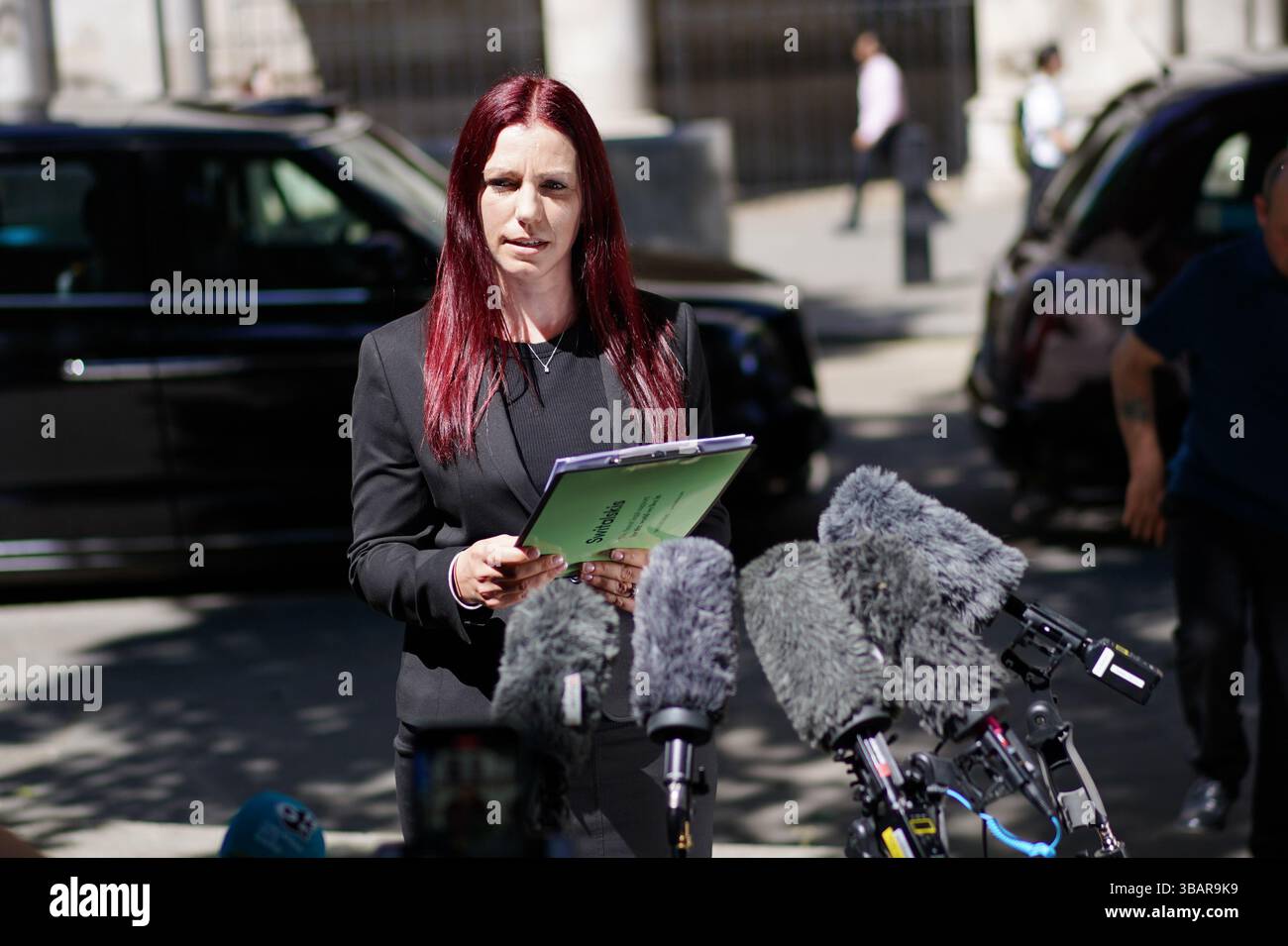 Lawyer Sarah Myatt speaking to the media outside the Royal Courts of ...