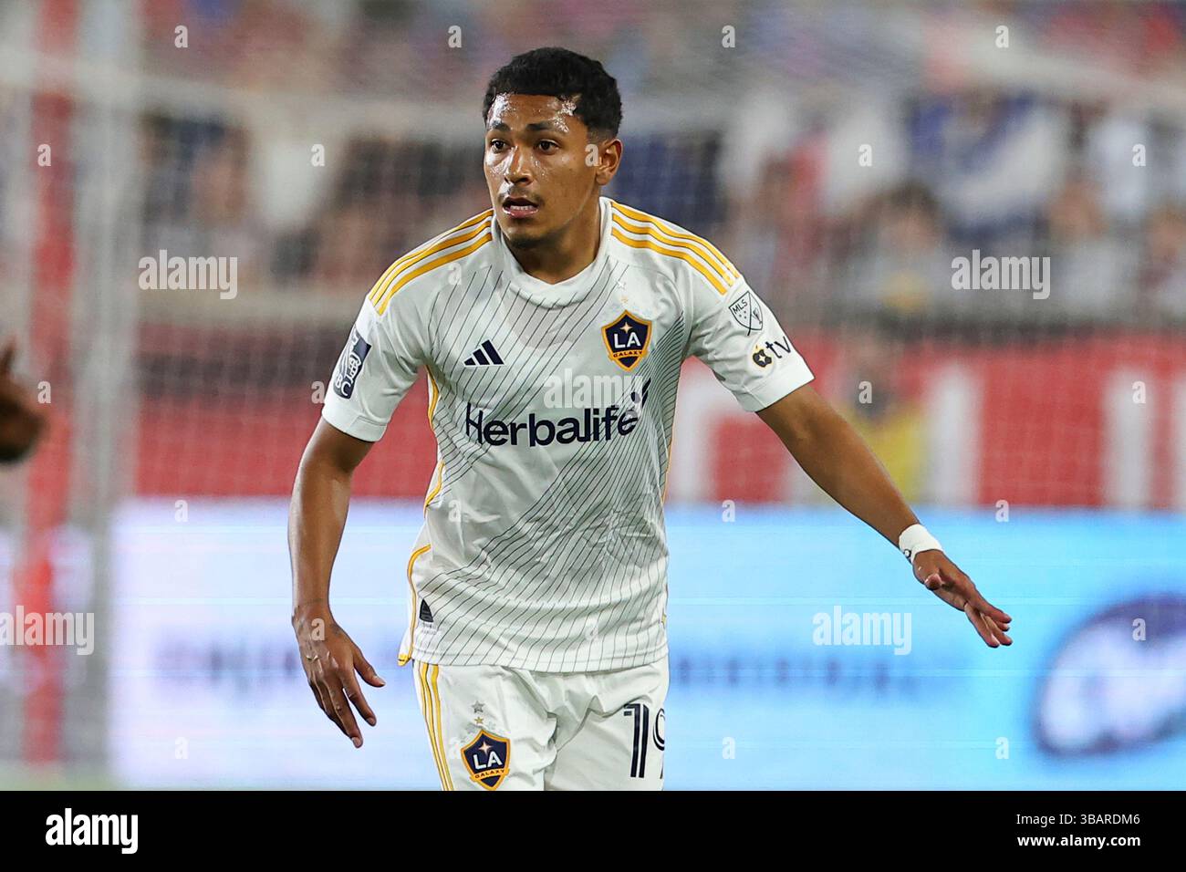 HARRISON, NJ - MAY 10: Mauricio Cuevas #19 of Los Angeles Galaxy during ...