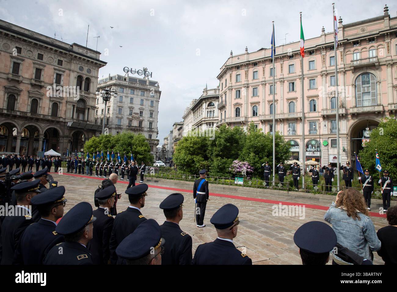 Milano, Italia. 13th May, 2025. Alzabandiera per i 100 anni dell ...