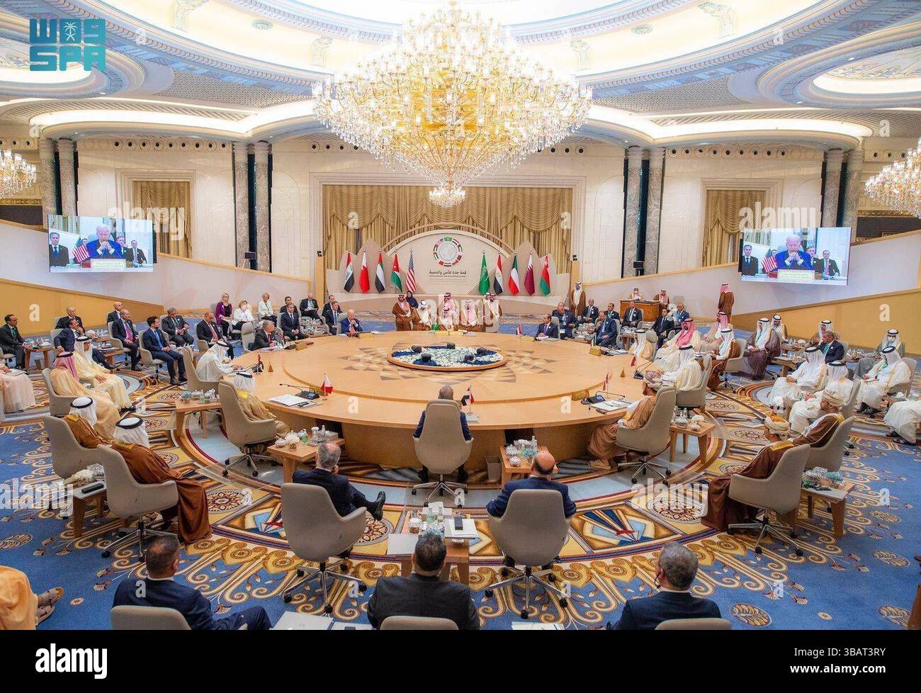 Saudi Crown Prince Mohammed bin Salman receive U.S. President Donald ...