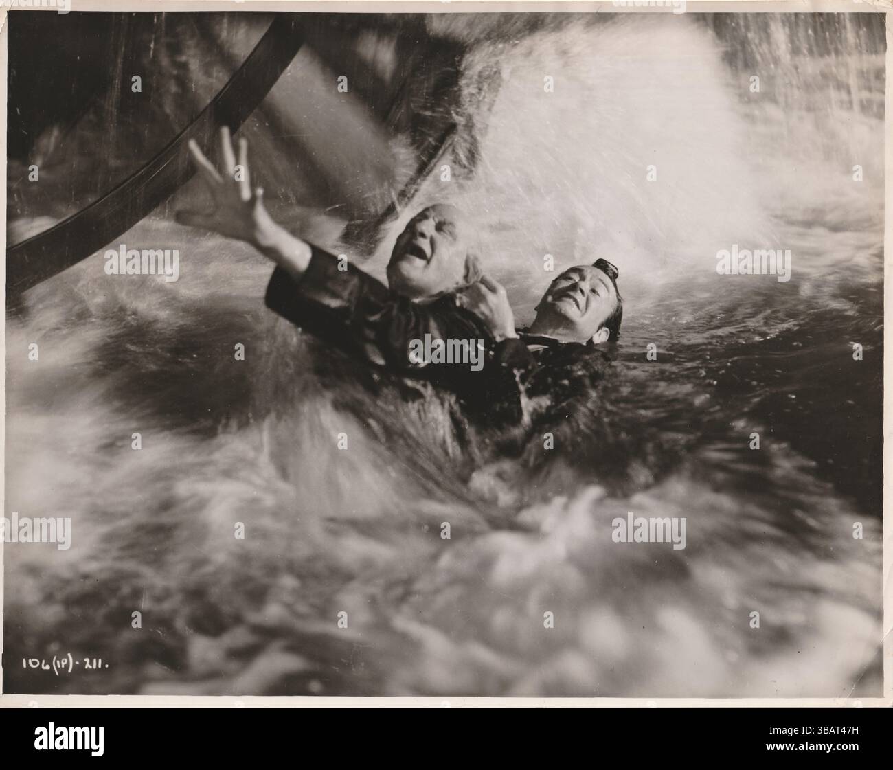 Great Expectations 1946 Dir: David Lean. Starring John Mills and Jean ...