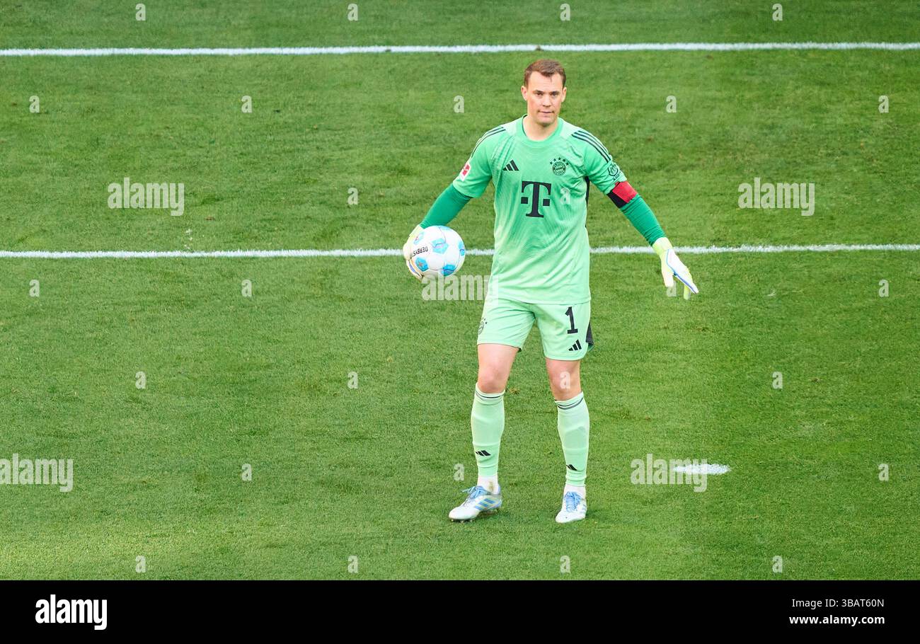 Manuel Neuer, goalkeeper FCB 1 in the match FC BAYERN MueNCHEN ...