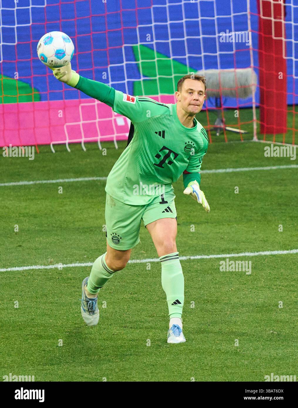 Manuel Neuer, goalkeeper FCB 1 in the match FC BAYERN MueNCHEN ...