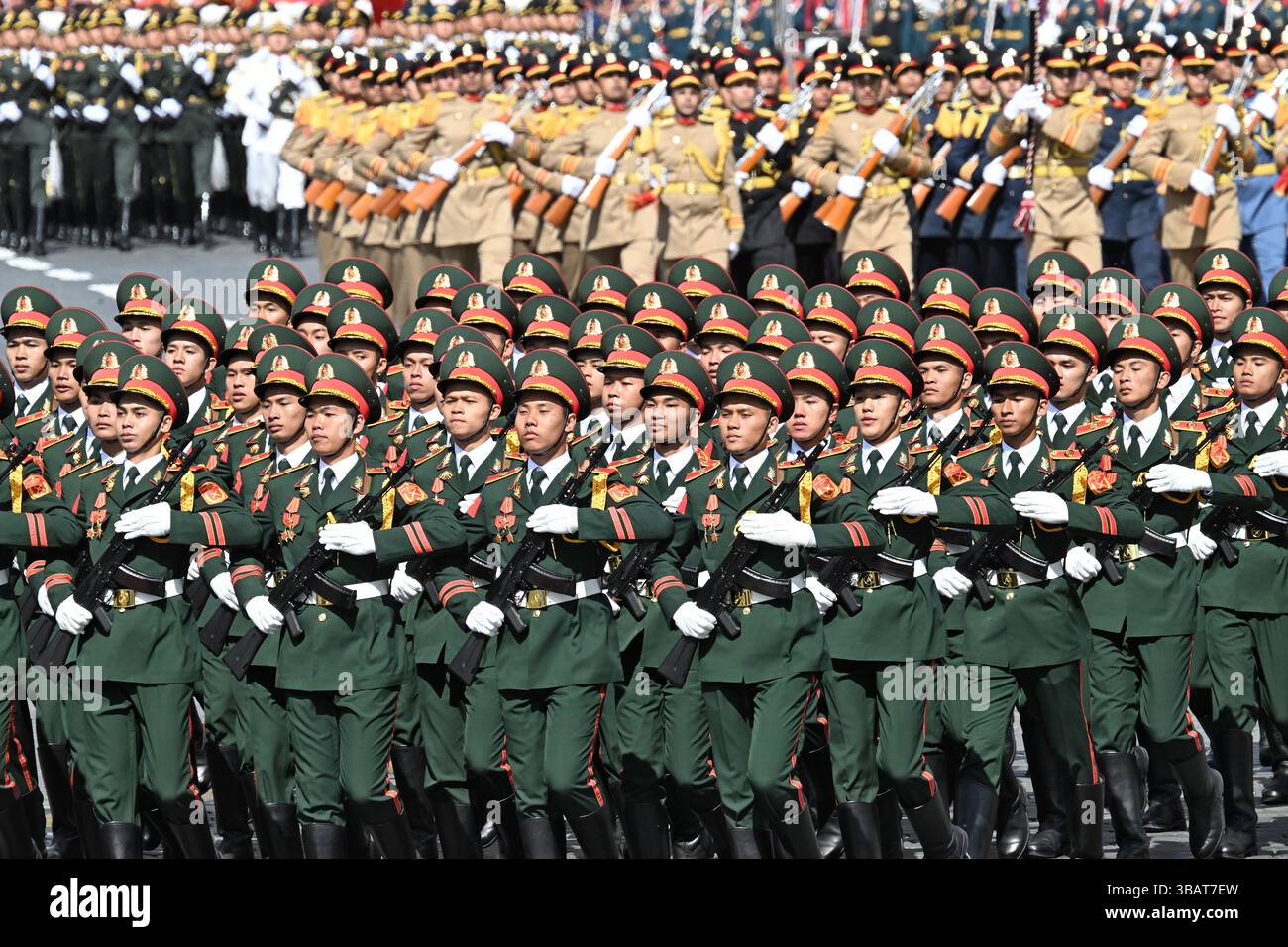 Moscow, Russia. 09th May, 2025. Military personnel in ceremonial units ...