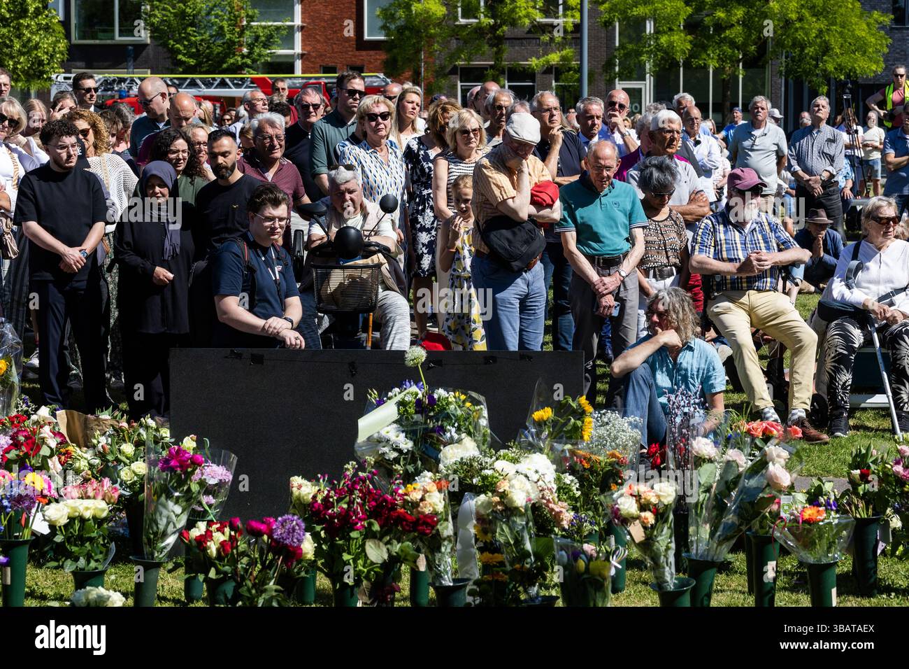 ENSCHEDE - Atmosphere picture interested parties during the minute's ...