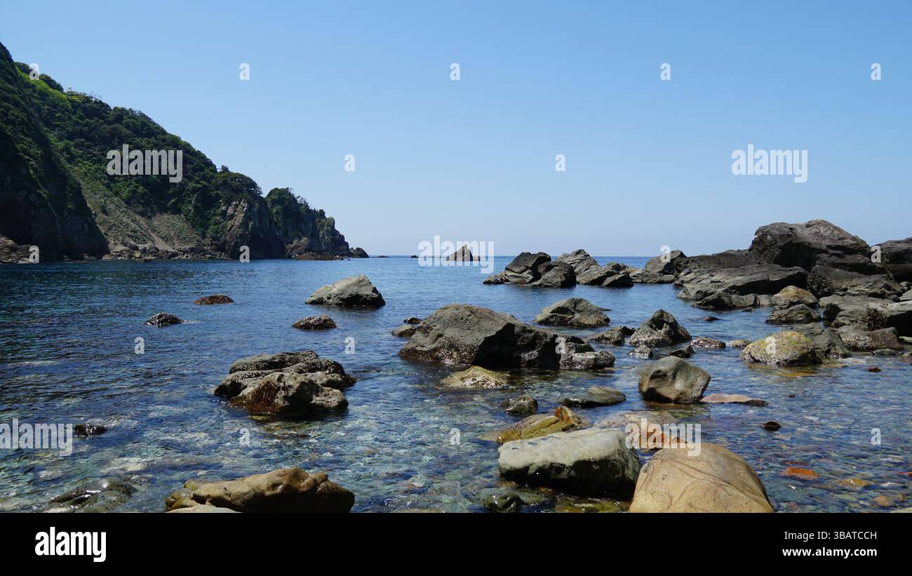 Exploring the Natural Beauty of Izu Peninsula: Coastal Views and ...