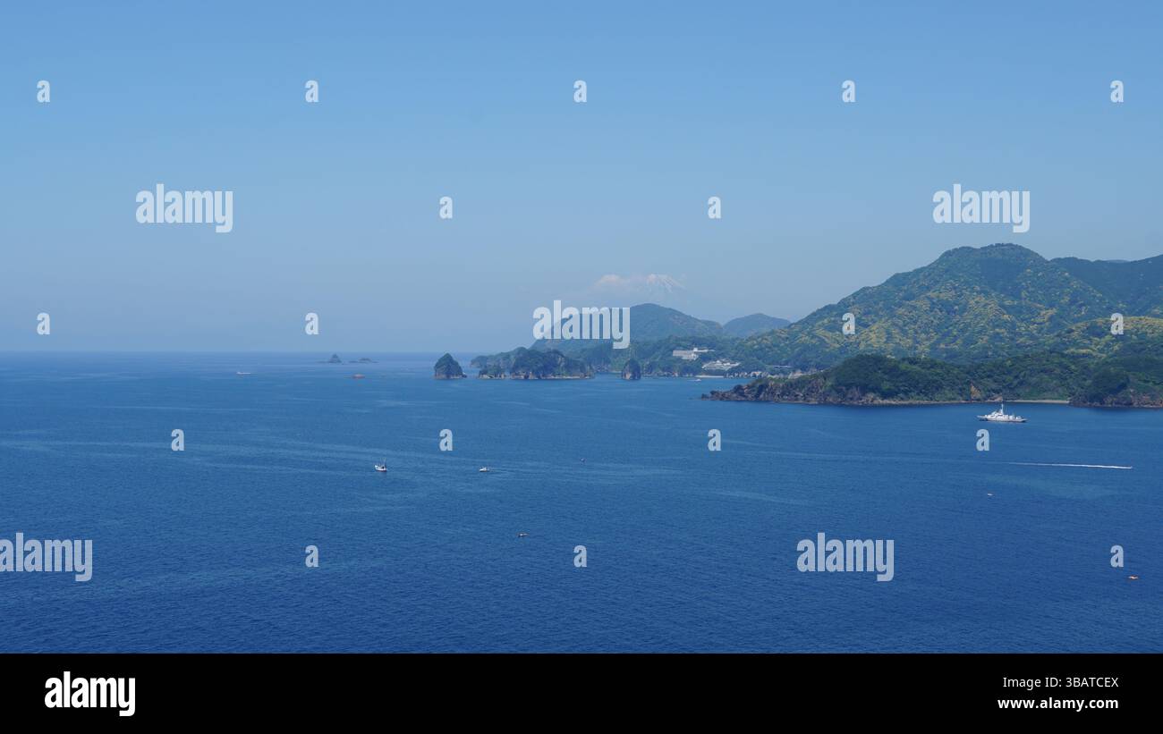 Exploring the Natural Beauty of Izu Peninsula: Coastal Views and ...