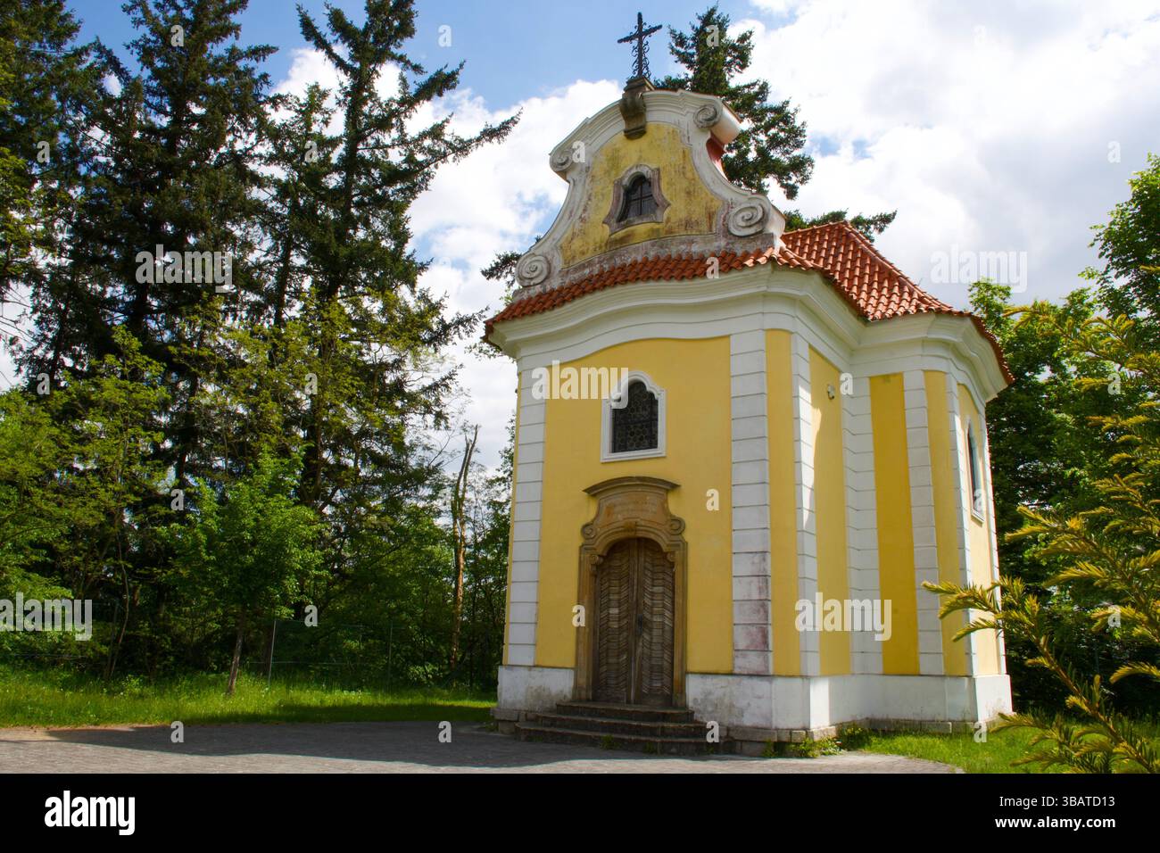 Yellow facade holy church hi-res stock photography and images - Alamy