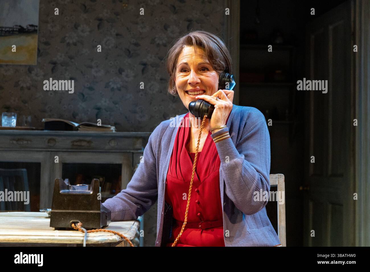 Tamsin Greig (Hester Collyer) in THE DEEP BLUE SEA by Terence Rattigan ...