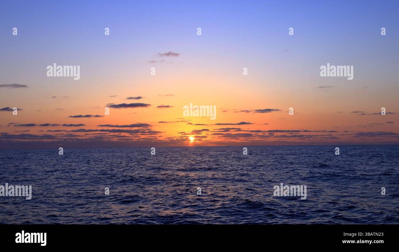 Hermoso amanecer en el golfo de México Stock Photo - Alamy