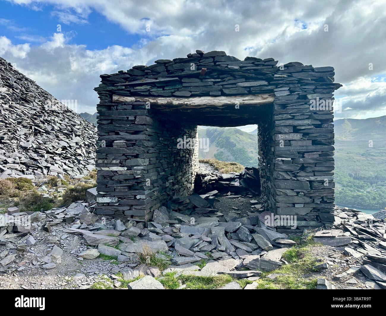 Slate shelter at Dinorwic Quarry, Llanberis, North Wales, with ...