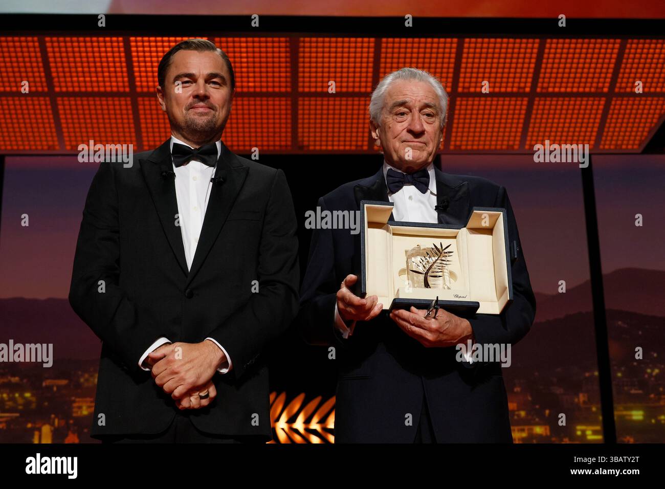 Leonardo DiCaprio, left, and Robert De Niro, recipient of the Honorary ...
