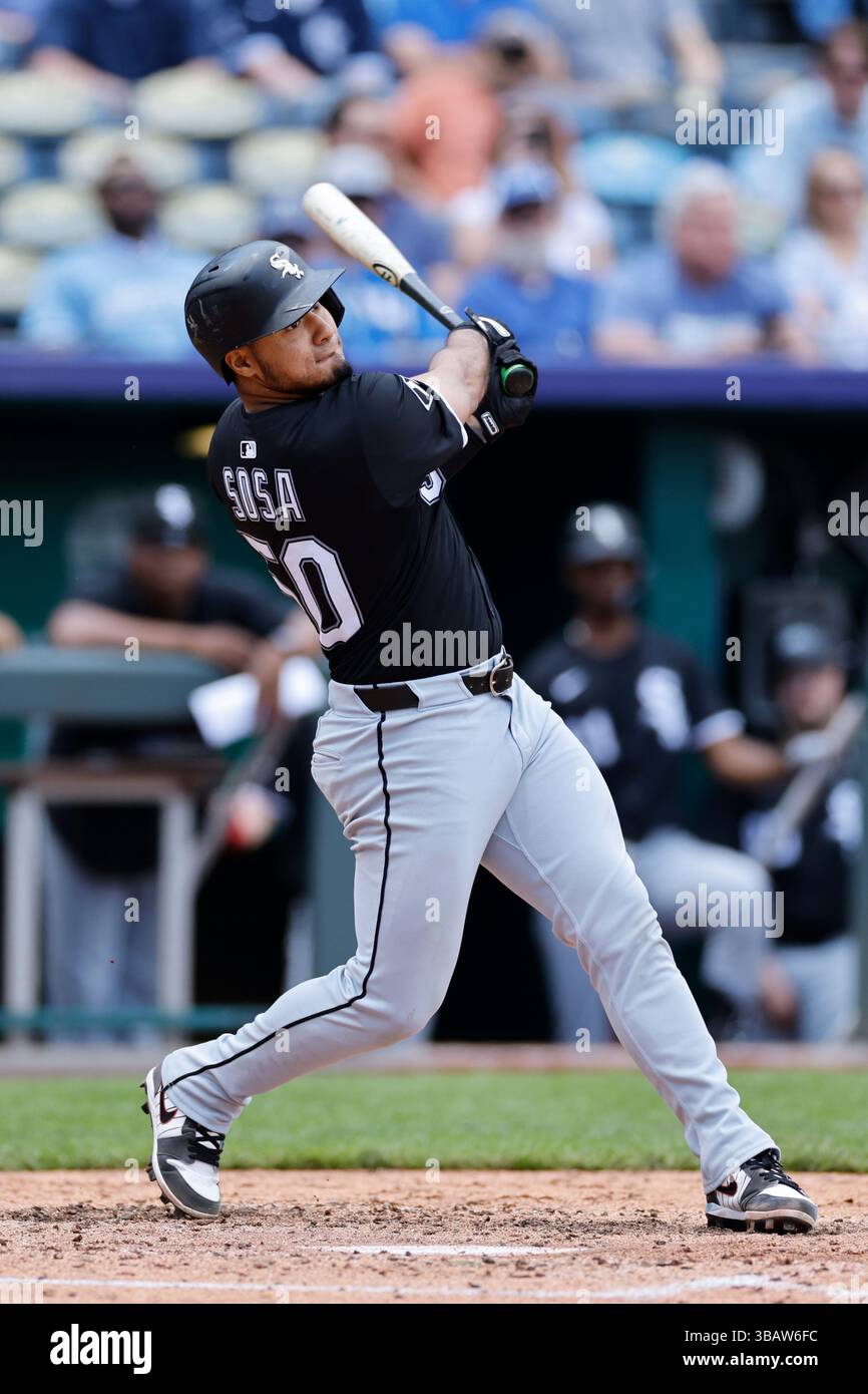 KANSAS CITY, MO - MAY 08: Chicago White Sox second baseman Lenyn Sosa ...