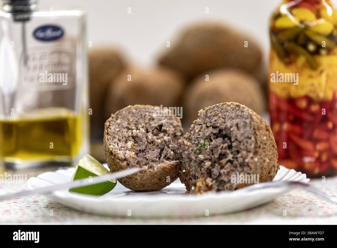 Syrian lebanese cuisine hi-res stock photography and images - Alamy