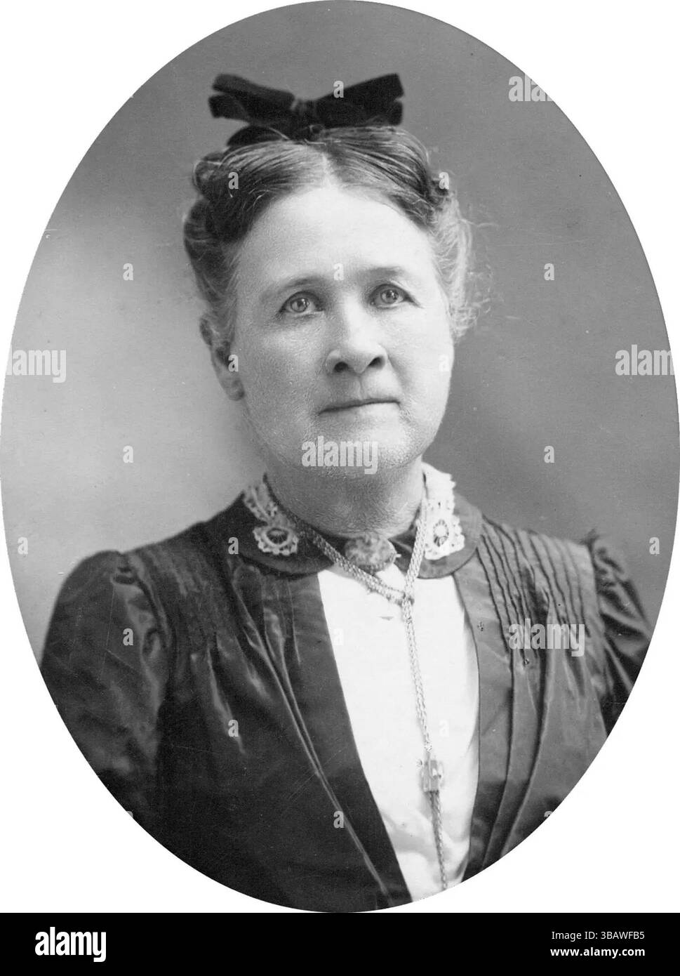 Lucy hobbs taylor hi-res stock photography and images - Alamy